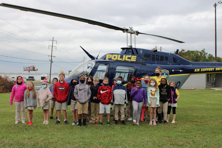 Lukeville Elementary hosts pandemic-style field trip | News ...