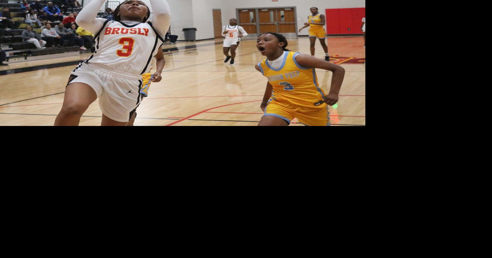 Lady Panthers edge Madison Prep 40-37 in OT | News | thewestsidejournal.com