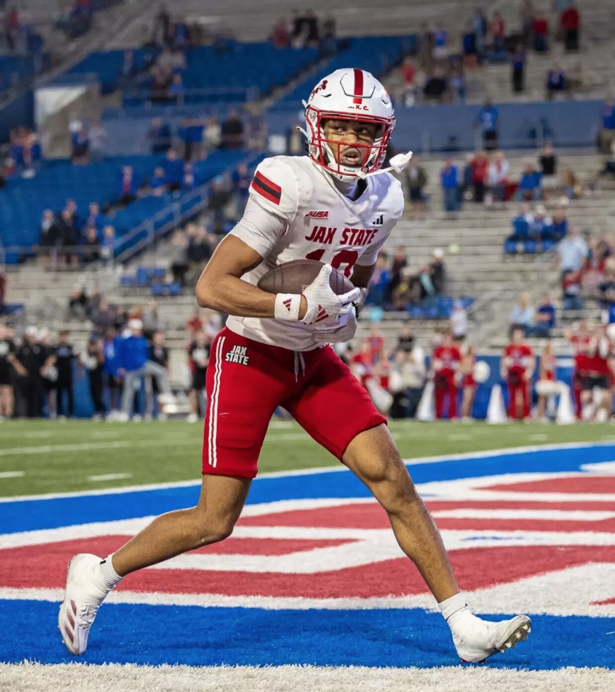 Cam Vaughn appears on Biletnikoff Award watch list | Sports | times-georgian.com