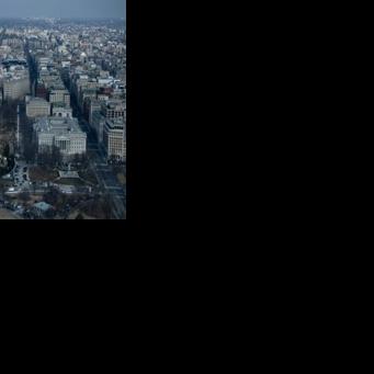 Trump mulls adding second story to White House colonnade | National ...