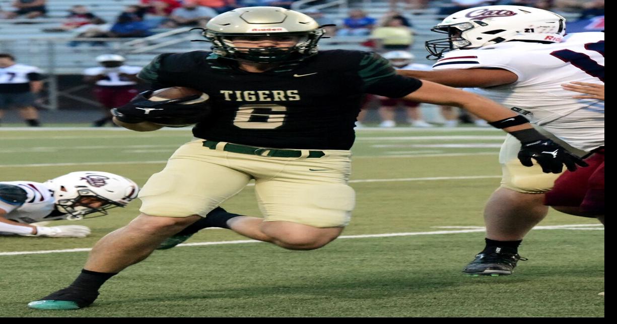 Tigers claw past Wildcats in 36-30 thriller | Friday Night Lights ...