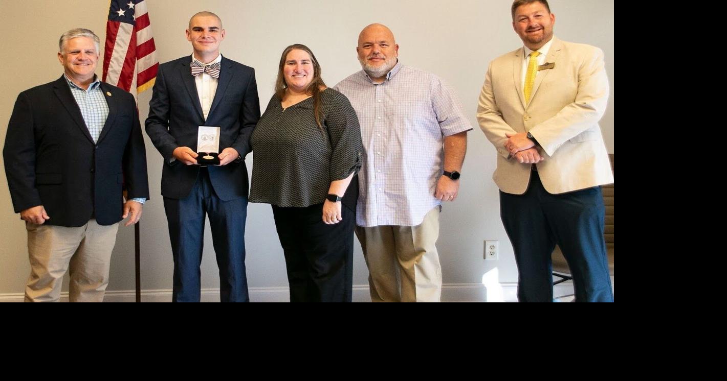 Ivey awarded U.S. Congressional Gold Medal | Times Georgian | times ...