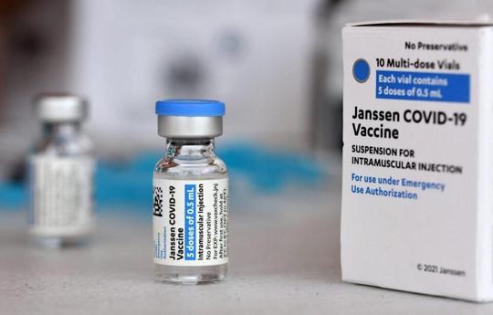 FDA and CDC lift recommended pause on Johnson & Johnson (Janssen) COVID ...