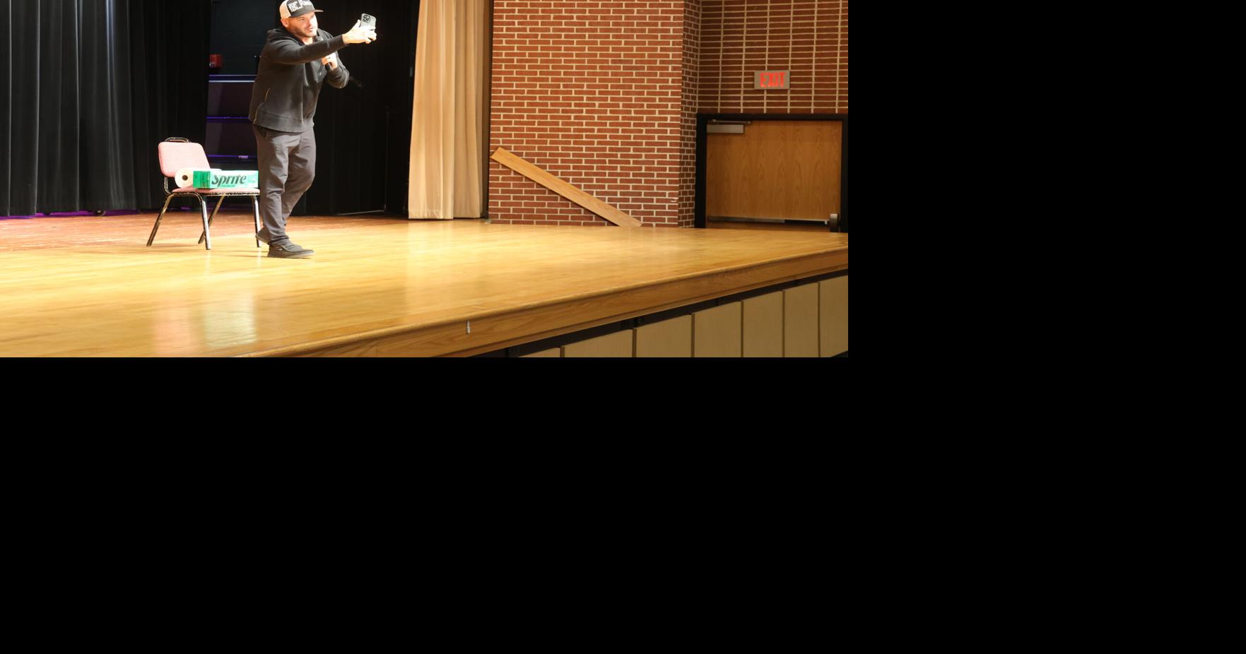 Tom Coverly's '"Destroy Illusions" Tour | Gallery | timescitizen.com