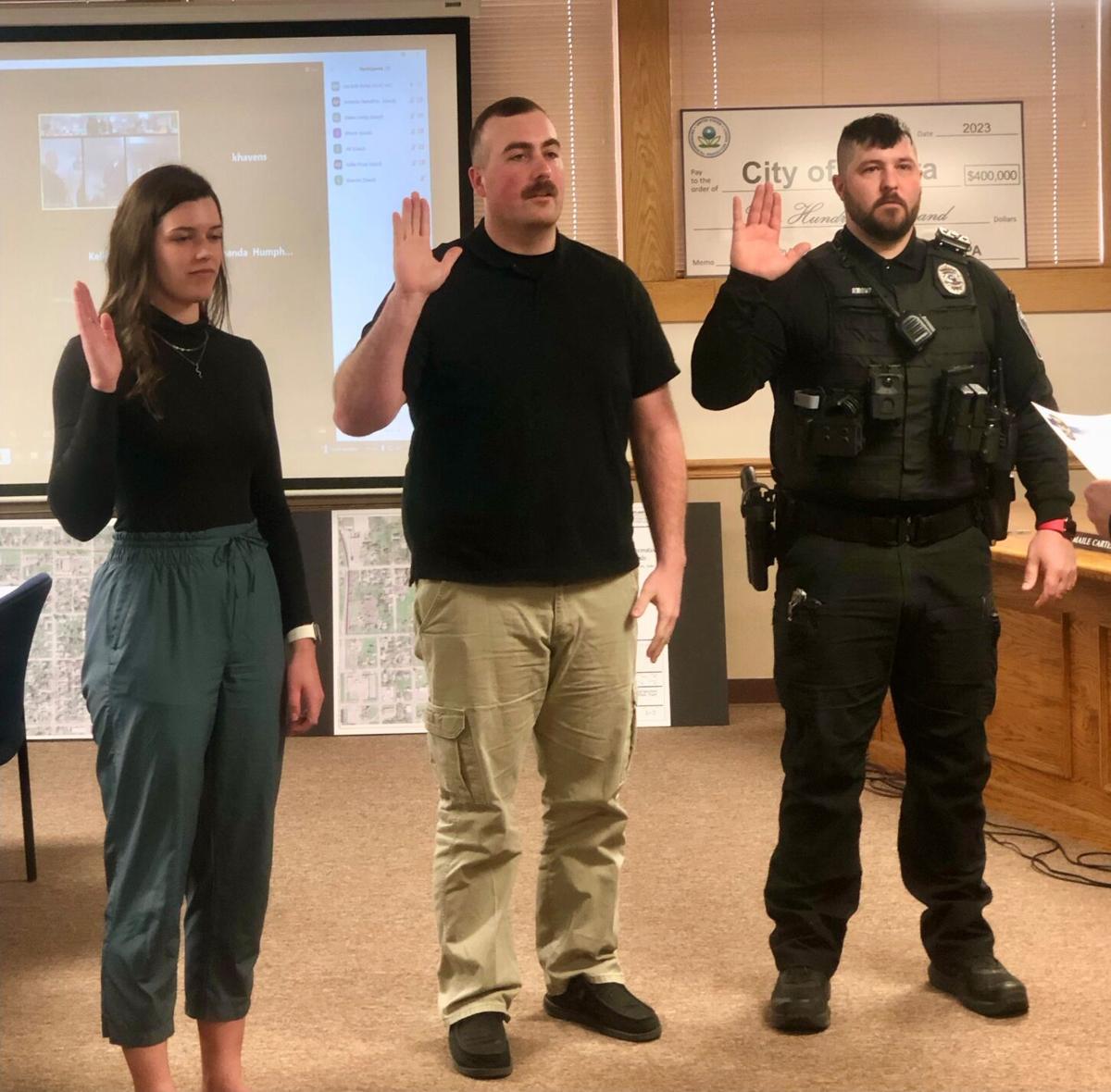 Eldora City Council swears in new Police Officers | News | timescitizen.com