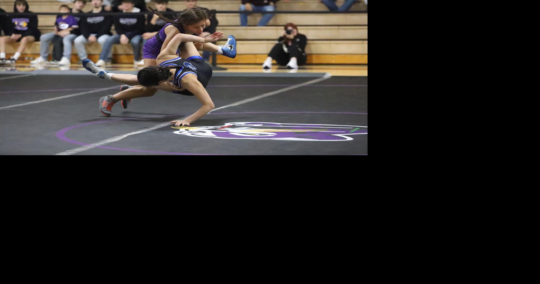 11-8-23 ECC vs. IWCC Women's Wrestling | Gallery | timescitizen.com