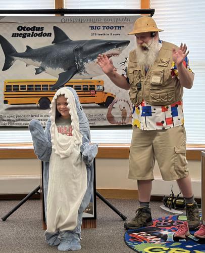 Kids learn about Mesozoic era at Eldora Library | News | timescitizen.com