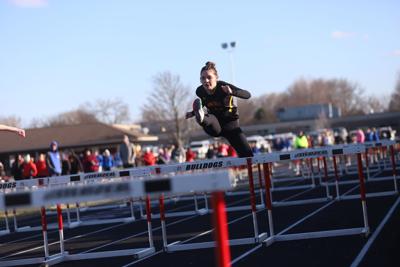 Large field provides good test at Bulldog Classic | Sports ...