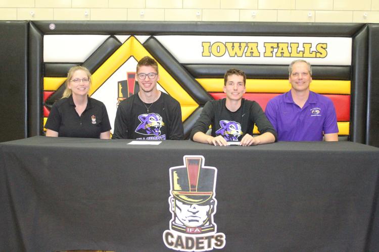 Meyer and Muilenburg stay close to home, sign with ECC | Sports ...