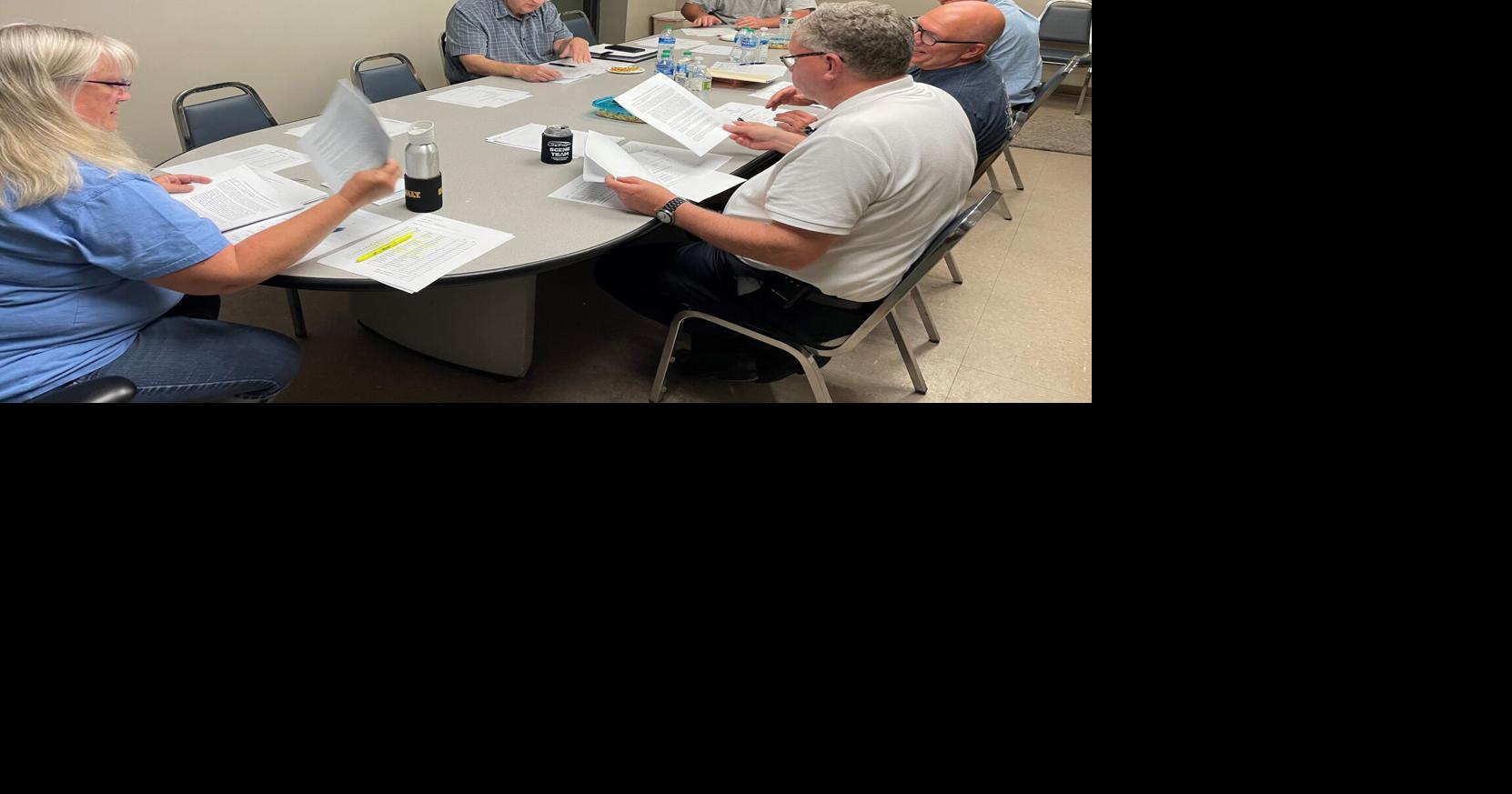 SWDC holds swift May meeting: recycling prices and ditch waste | News ...