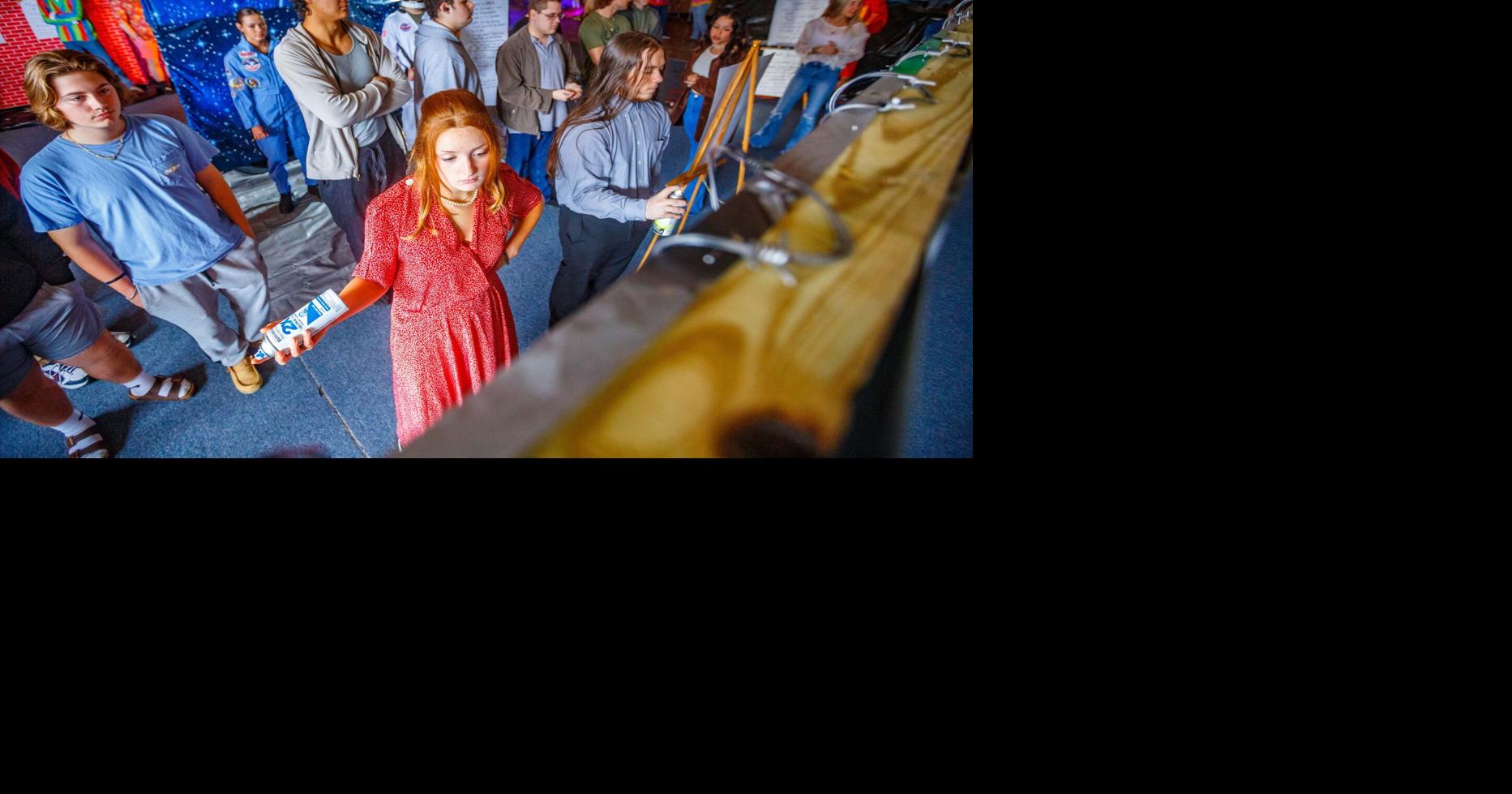 Wilson Wax Museum takes students through the '60s | Gallery ...