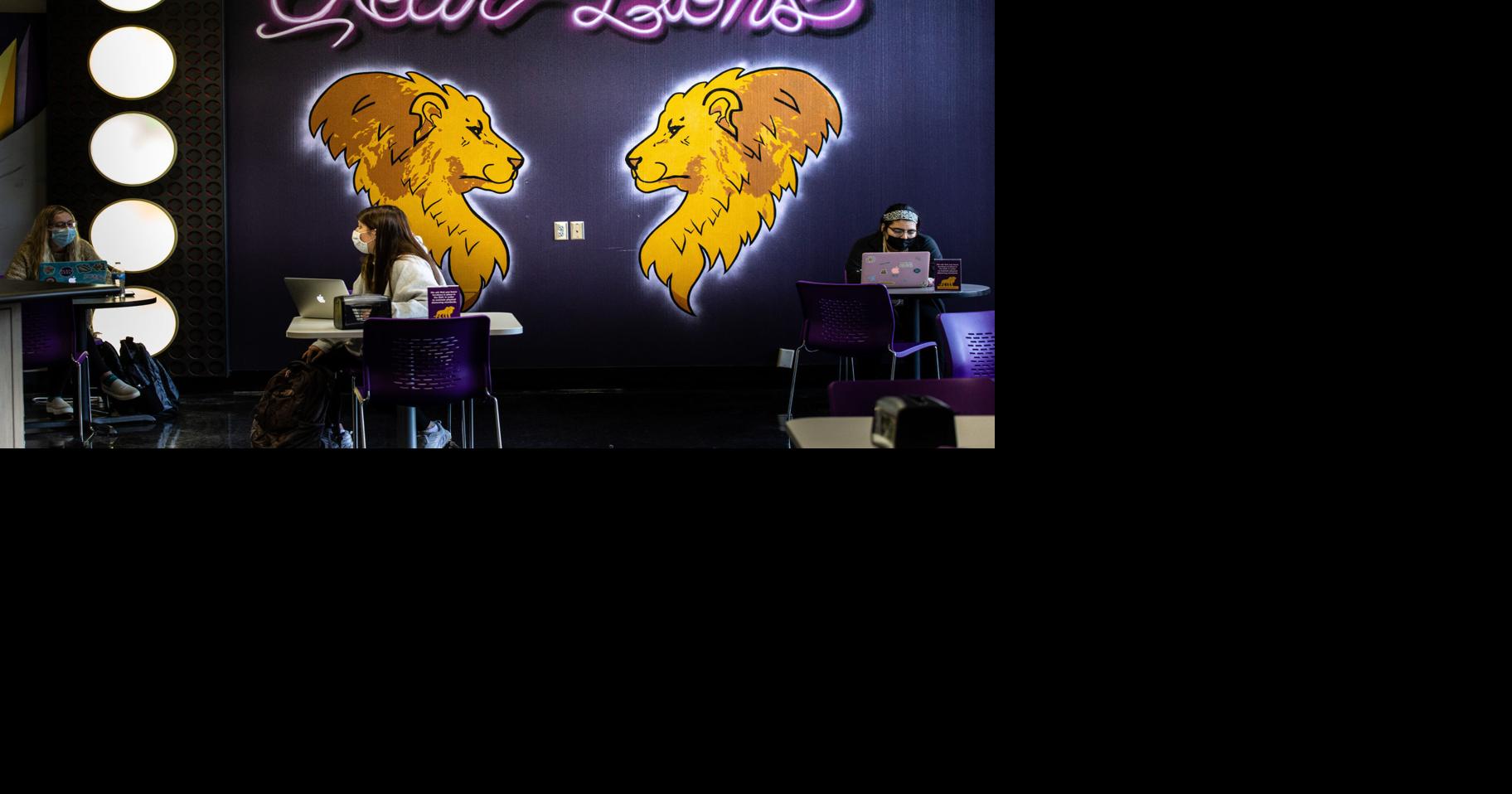 UNA students return to campus masked up | Local News | timesdaily.com