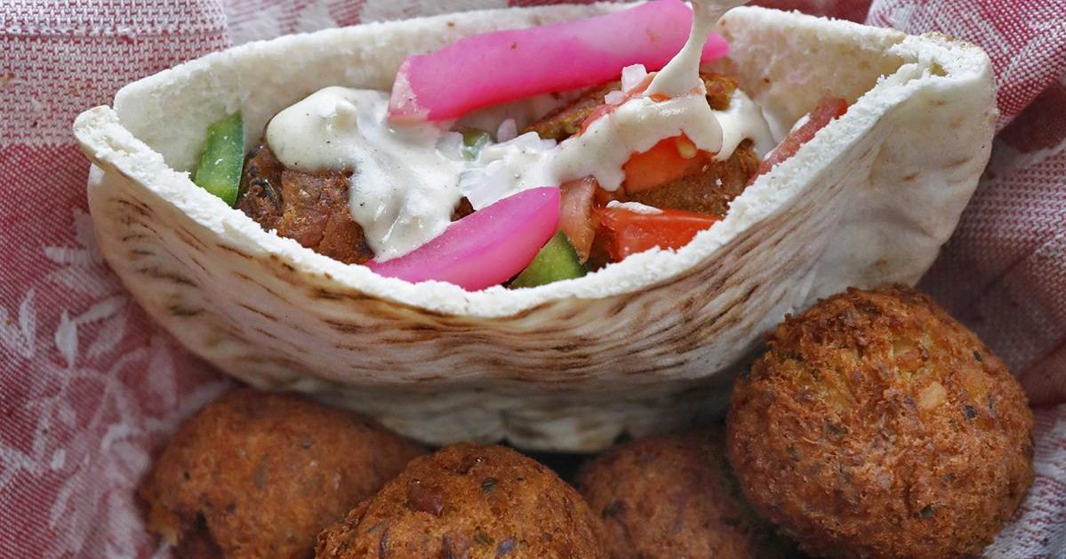 Falafel, the ubiquitous street food of the Middle East | Food ...
