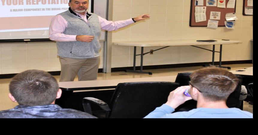 Nix sees new opportunity to serve hometown | Local News | timesdaily.com