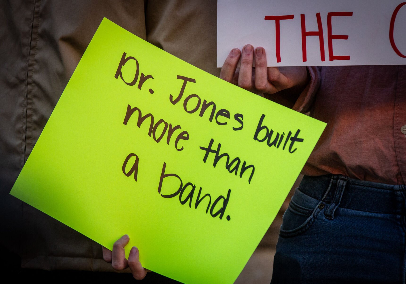 F260117 UNA BAND PROTEST | | timesdaily.com