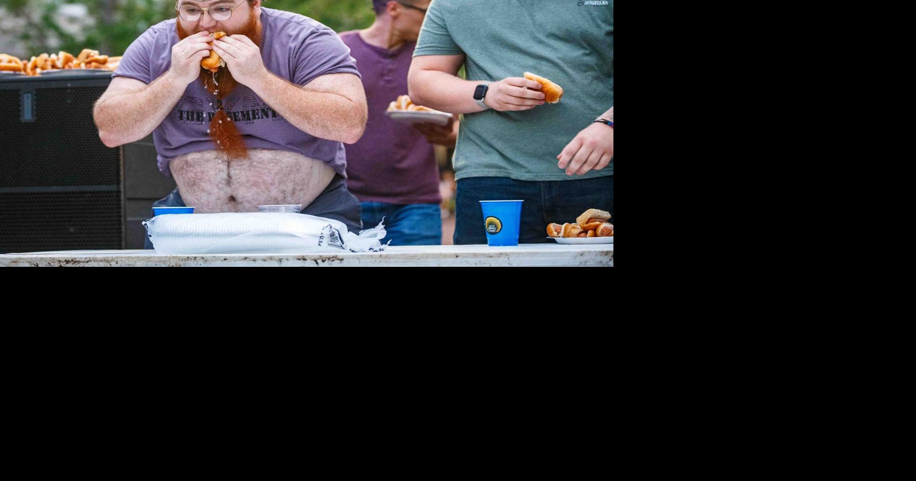 Crowd relishes Hot Dog Day party | Local News | timesdaily.com