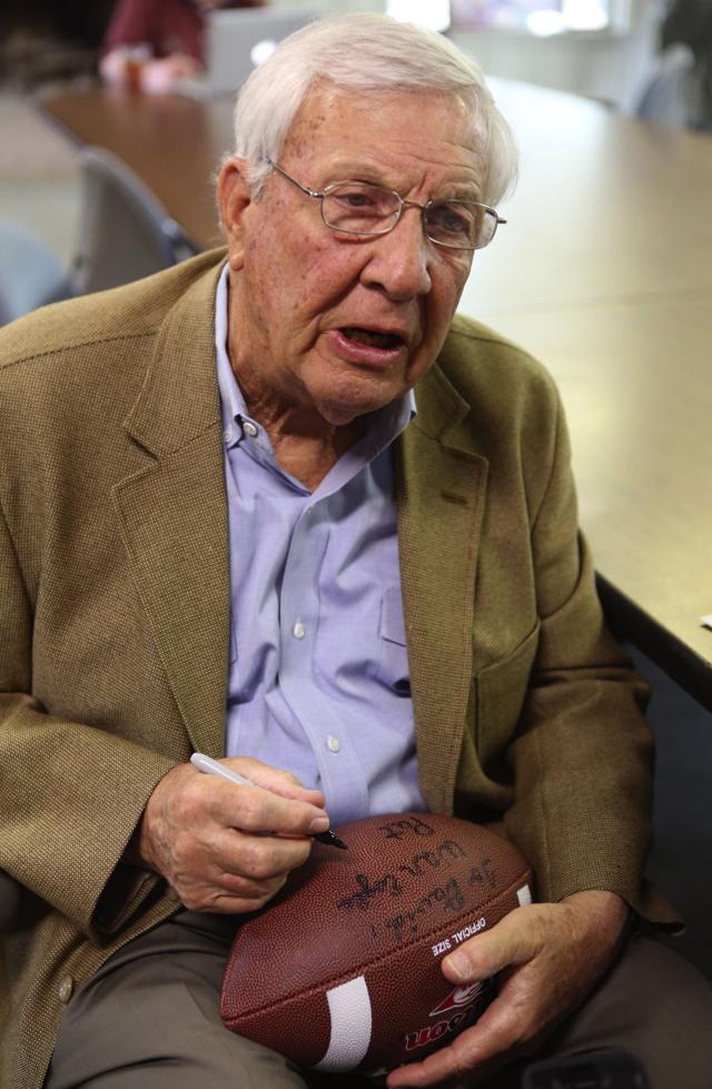 Pat Dye’s presence around Auburn football continued long after his ...