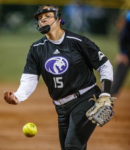 UNA roundup: Escobar tosses shutout for softball | Sports | timesdaily.com