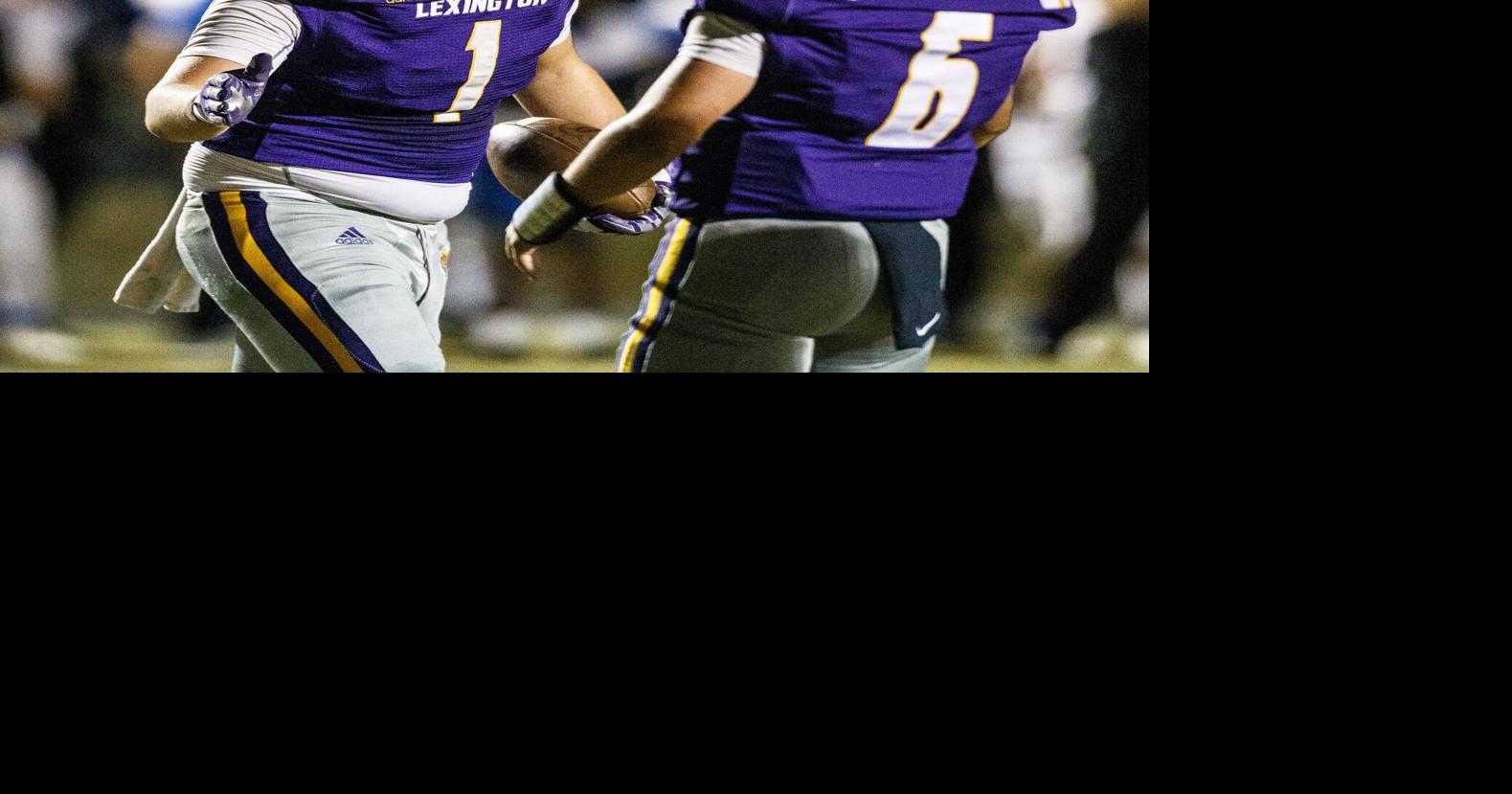 Wild 2nd quarter helps Lexington win first playoff game in 6 years ...