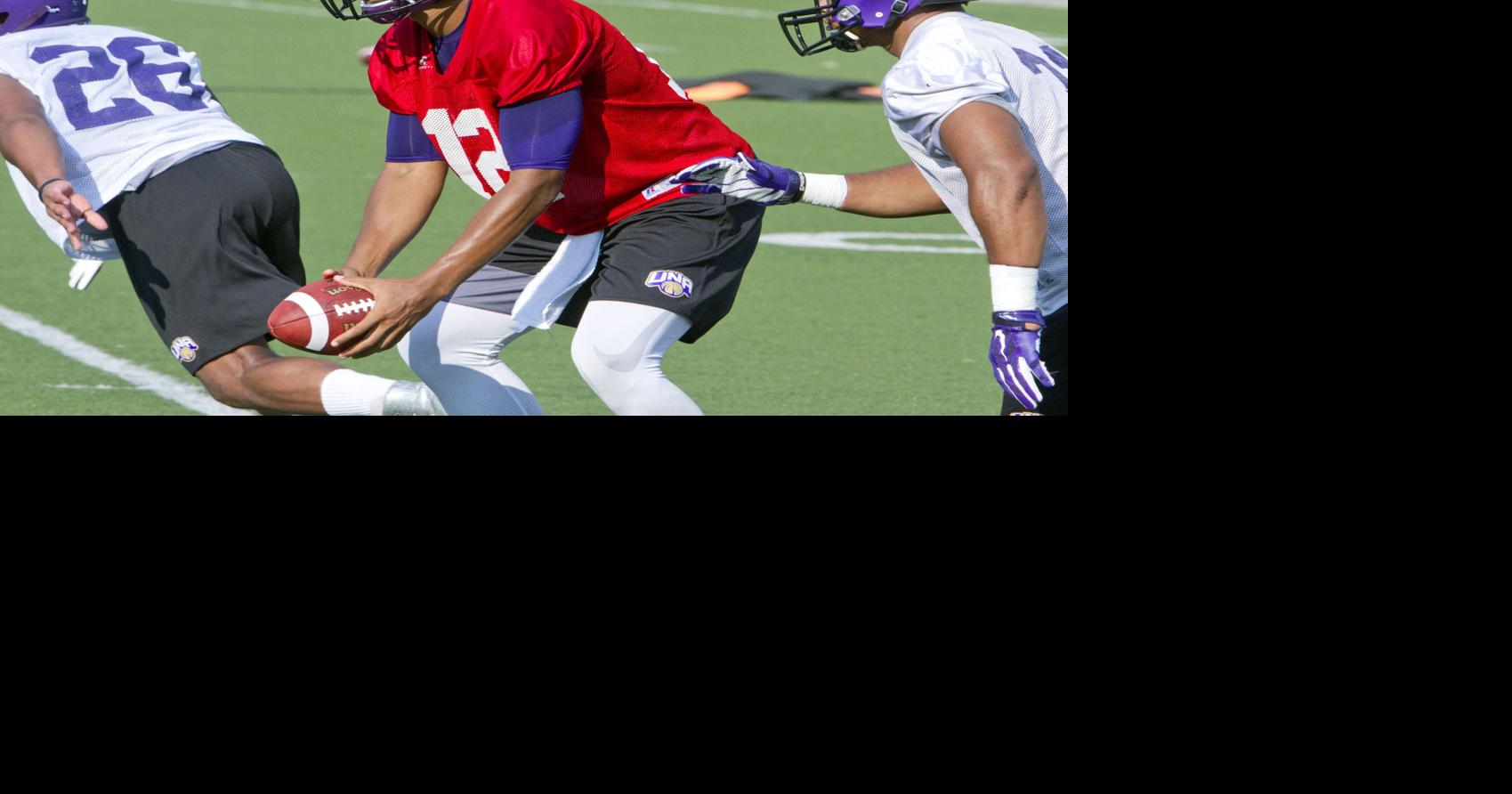 UNA Football: Quarterback battle/Hawkins, Bruton competing to be Lions ...