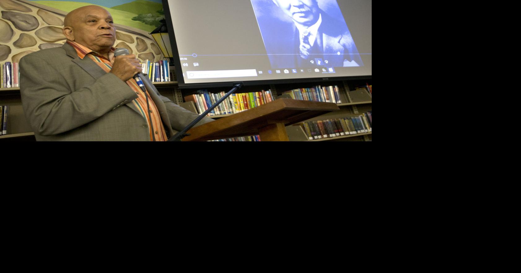 Willie Ruff speaks to a large crowd at the Sheffield Library | Gallery ...