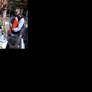 Researchers shock lake, count fish | Local News | timesdaily.com