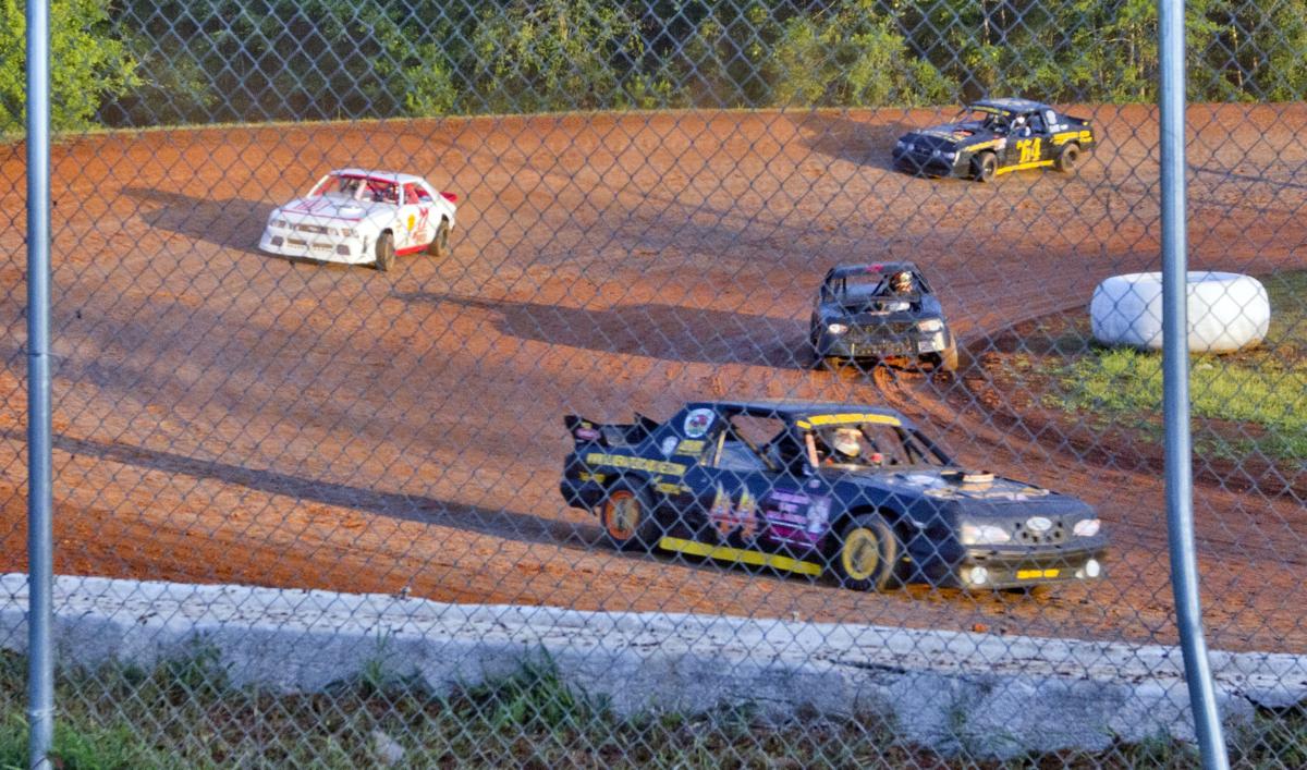 Local racing alive, well at North Alabama Speedway | Sports ...