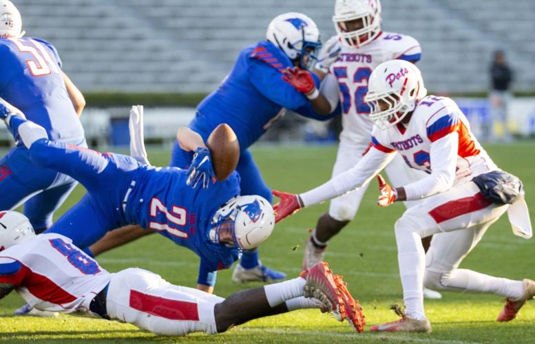 Mars Hill Panthers win 1st state football title over Linden 53-26 ...