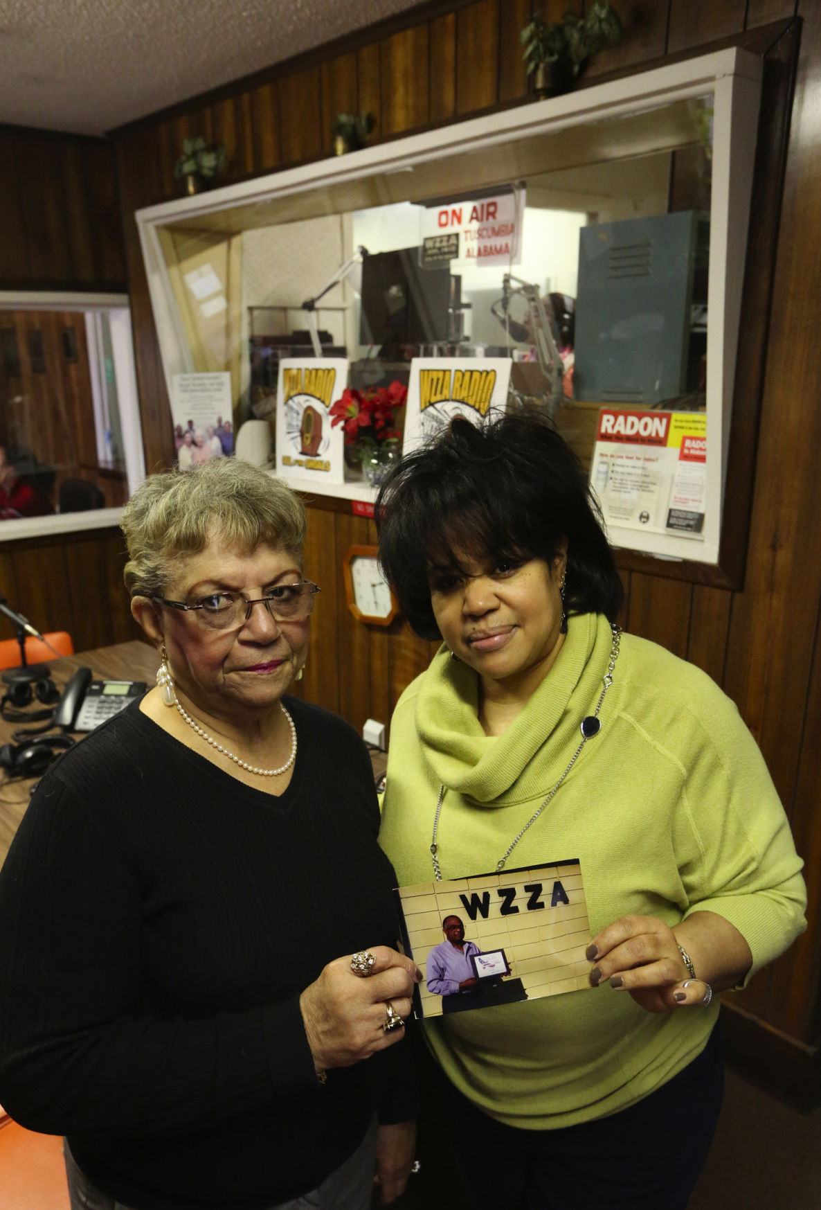 Radio station owners: Tori Bailey, Father: Bob Carl Bailey | News ...