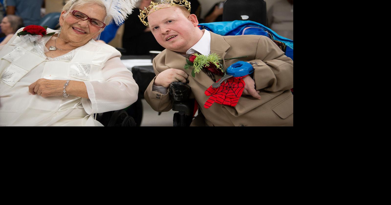 Forever Young Prom celebrates the roaring '20s | Local News ...