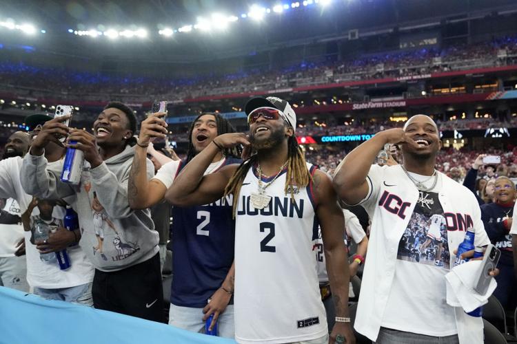 Photo gallery: Alabama vs. UConn | Gallery | timesdaily.com