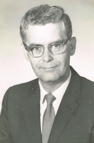 AW “Bill” Frazier – Quad Cities Daily