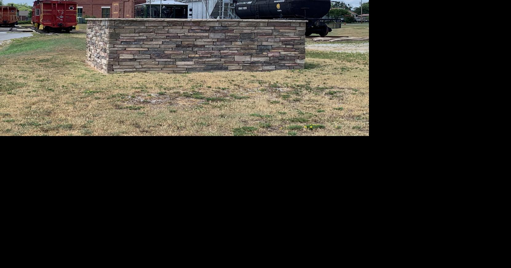 Tuscumbia still waiting for Singing River statue | Local News ...