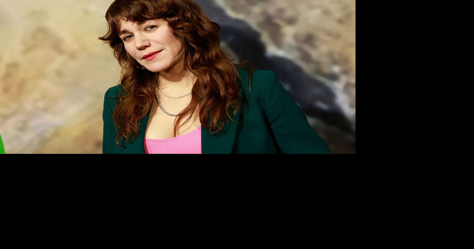 Jenny Lewis sprinkles some joy into her latest album and tour ...