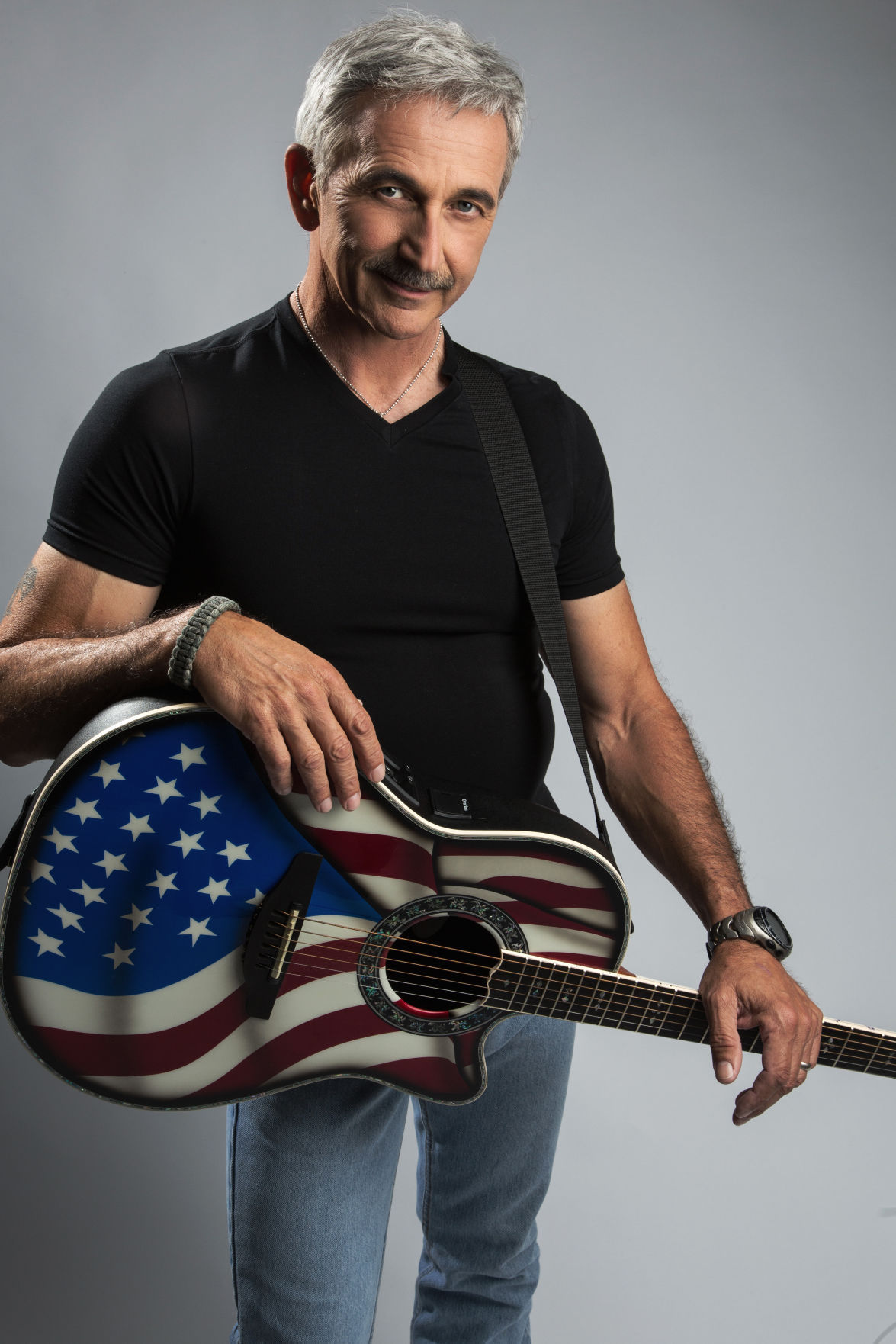 AARON TIPPIN: Fans more like family to this 'Farm Boy' | Entertainment ...