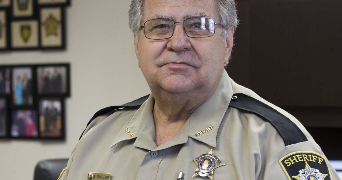 Singleton honored at sheriff's conference | Local News | timesdaily.com