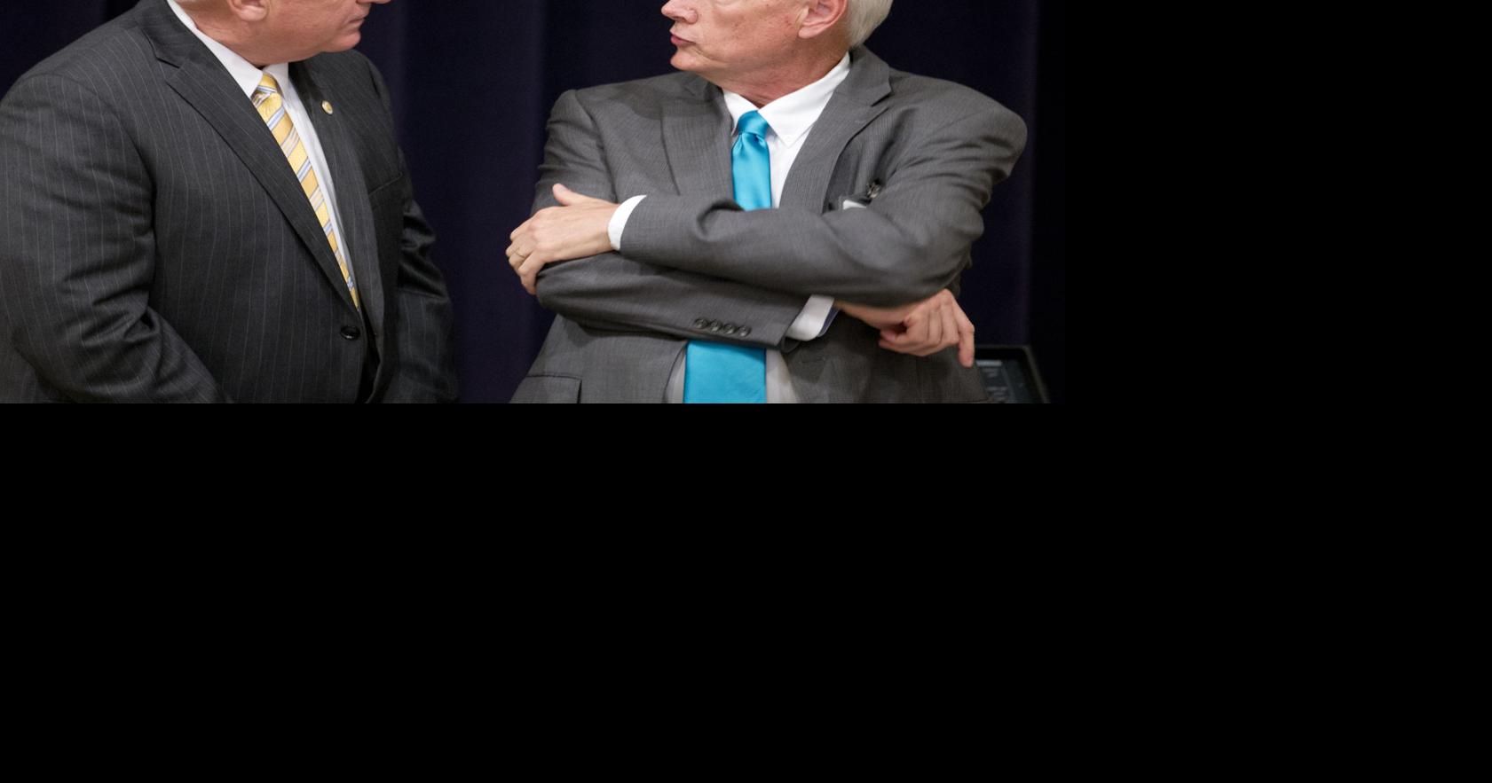 State Commissioner of Mental Health James Perdue holds town meeting ...