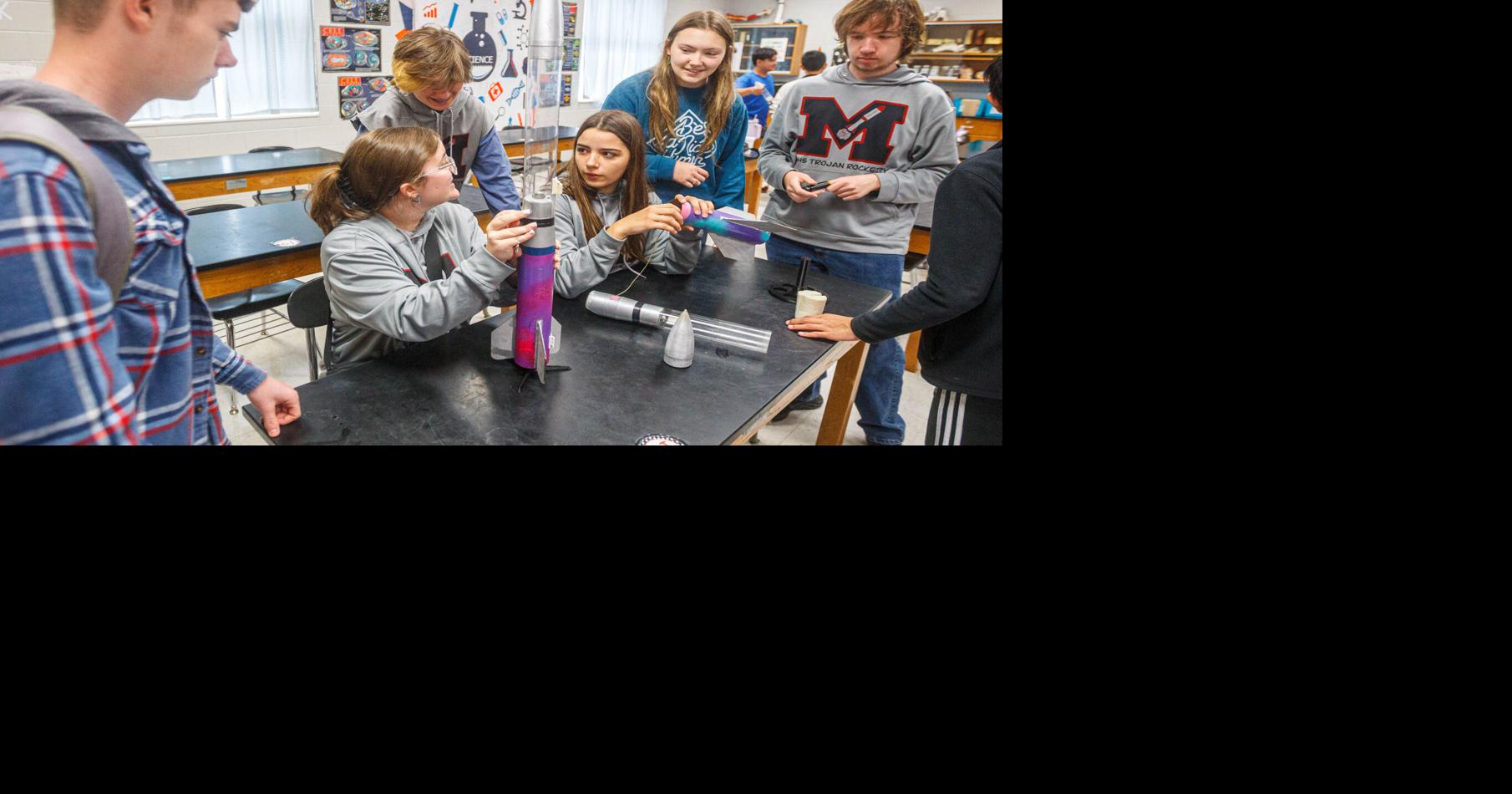 Rocketry teams aim high in nationals' prep | General Interest ...