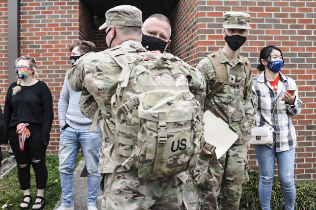 Members of 115th Signal Battalion bound for Texas, Middle East | News ...