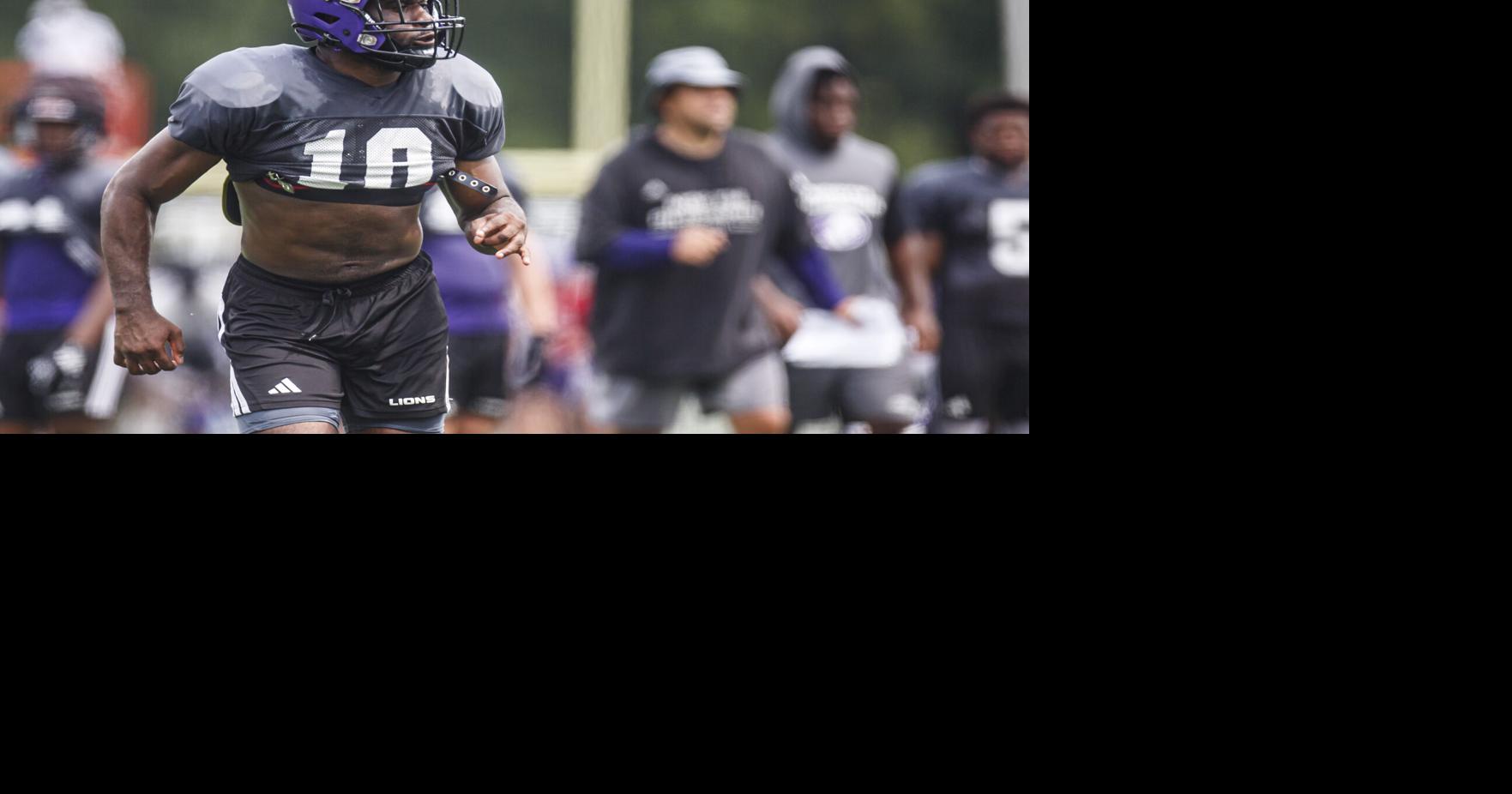 Studying up: Hill's move to another position has 'been smooth' for UNA | Sports | timesdaily.com