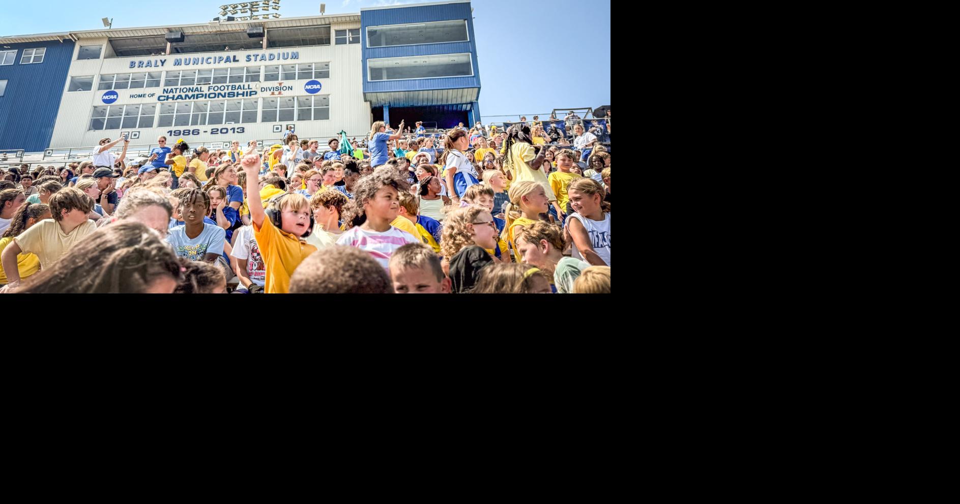 2,275 students gather for 'one big' pep rally | Education | timesdaily.com