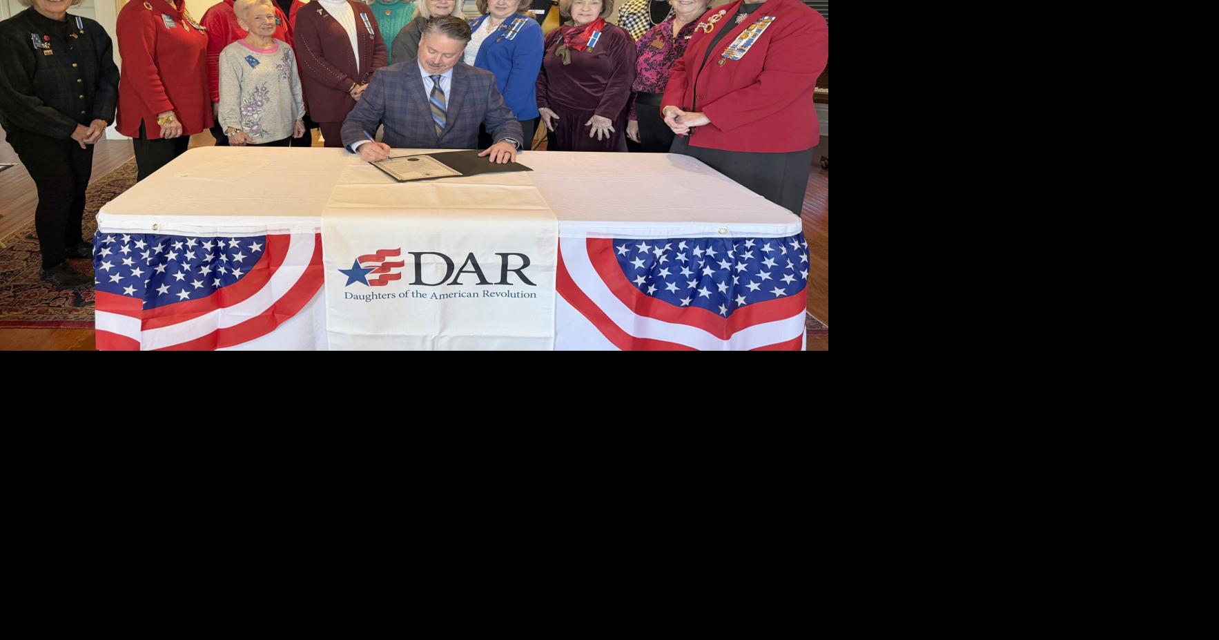 Florence mayor, DAR recognize semiquincentennial | Local News ...