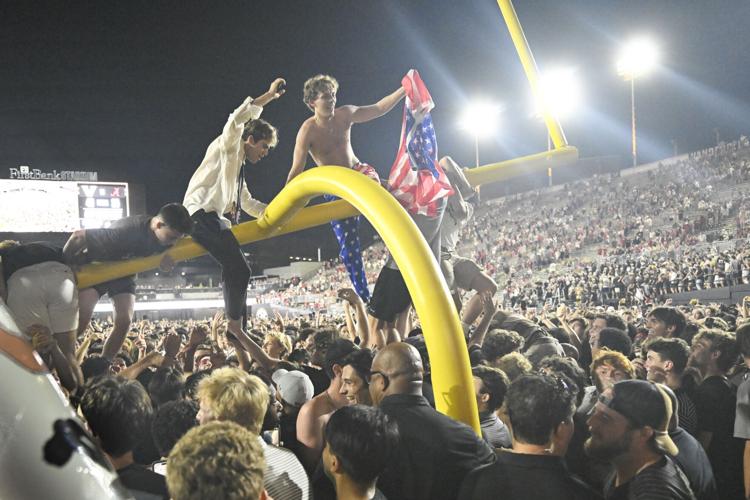 College football: Alabama at Vanderbilt | Gallery | timesdaily.com