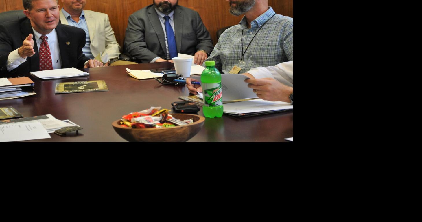 Merrill doesn’t rule out return to public office | Politics ...