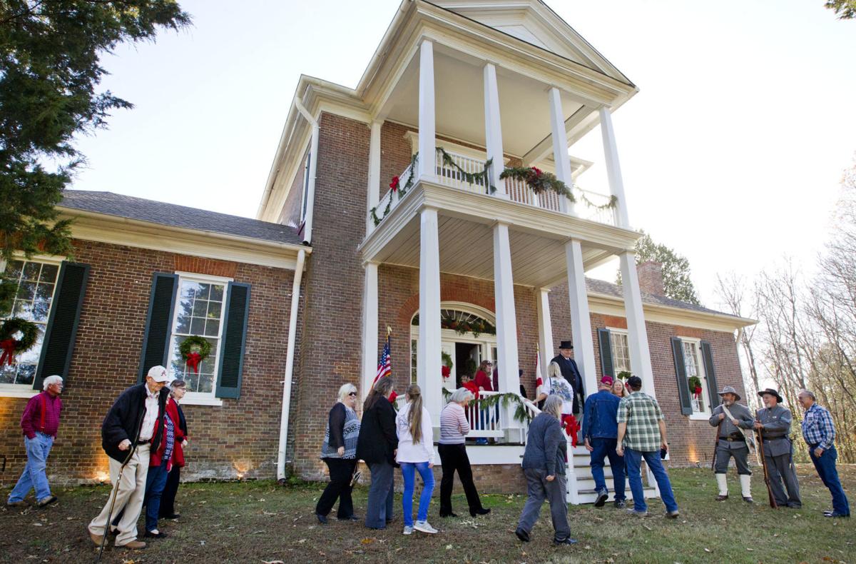 Plantation Christmas | Gallery | timesdaily.com