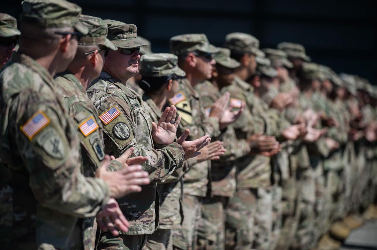 115th Signal Battalion Returns Home | Decatur | timesdaily.com