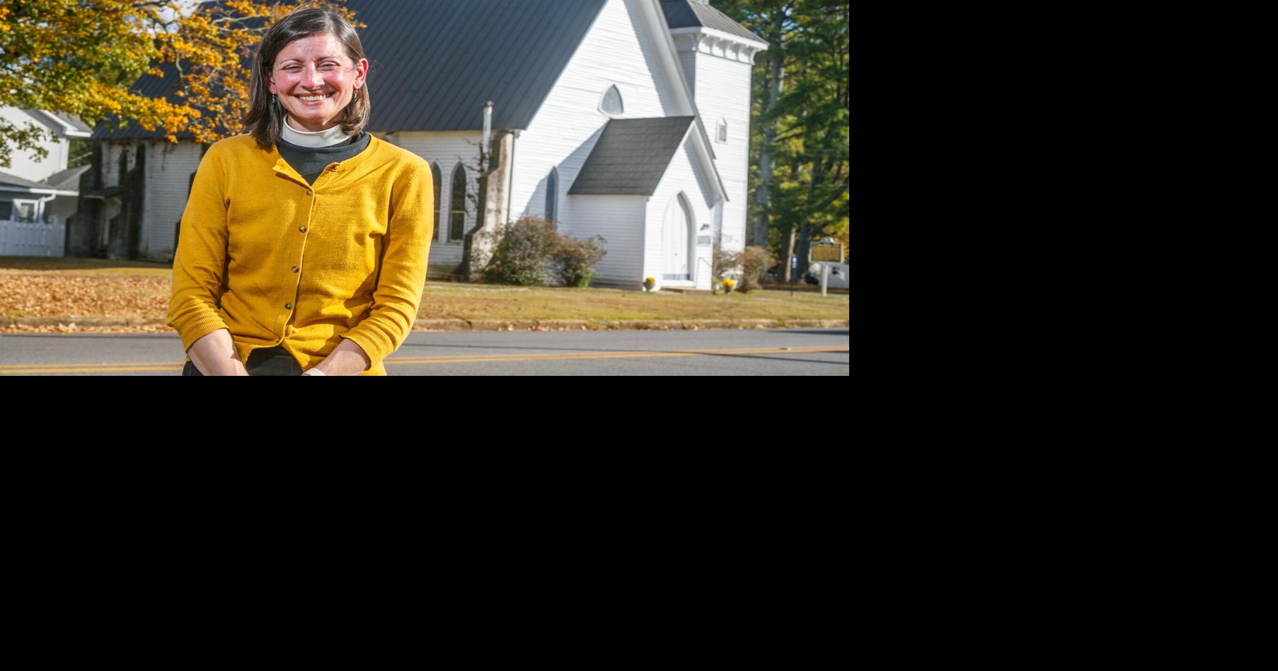 Danielle Thompson leads All Saints service | Life | timesdaily.com