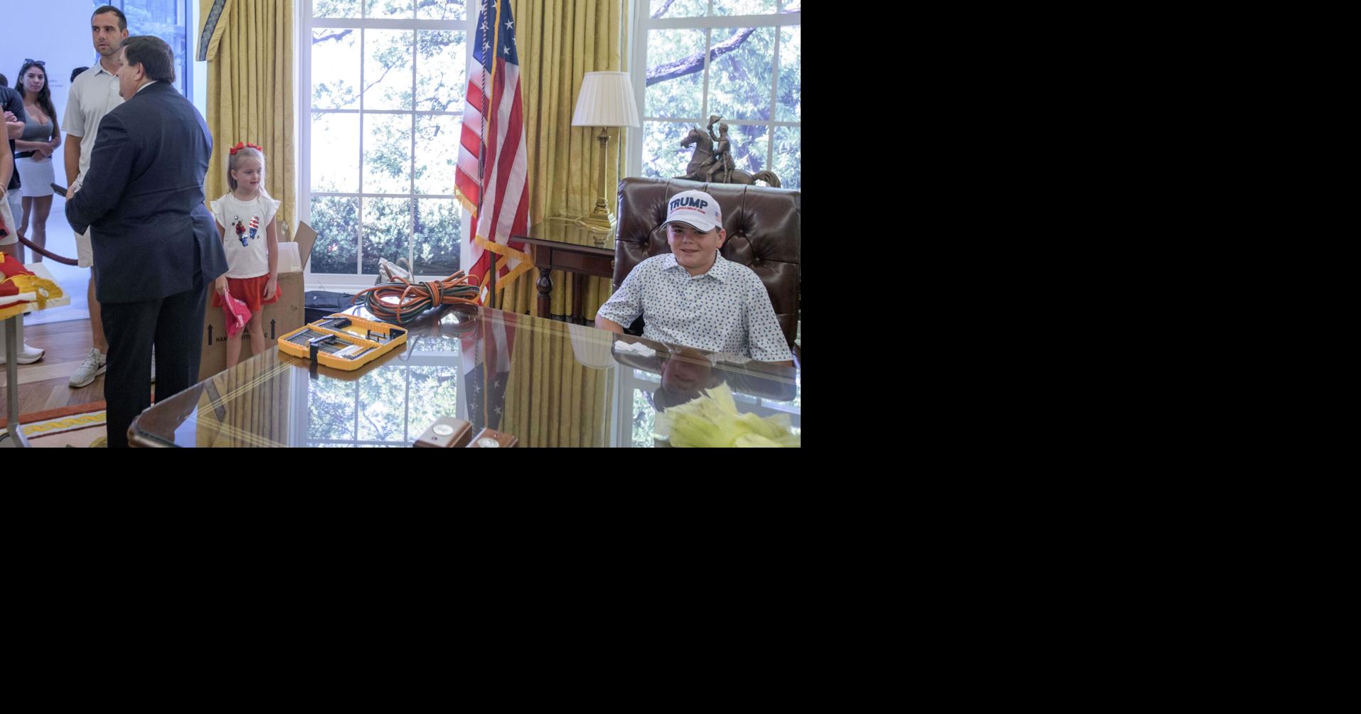 Replica Oval Office just got a Trump makeover | Nation | timesdaily.com