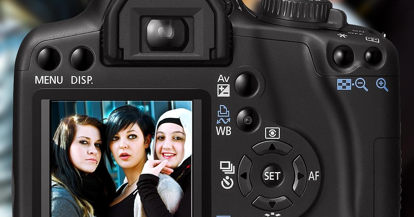 How to Turn a Portrait into a Widescreen Banner Using AI | Sponsored ...