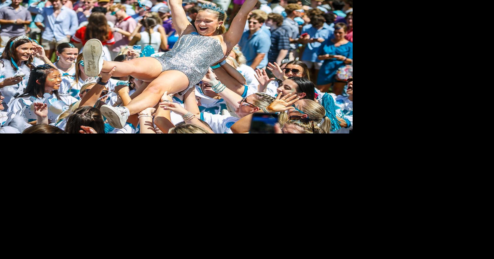 Cheers, hugs, smiles fill UNA Bid Day | Local News | timesdaily.com